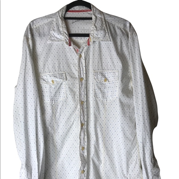 Arnold Zimberg | Shirts | Arnold Zimberg White With Blue Design And Red ...